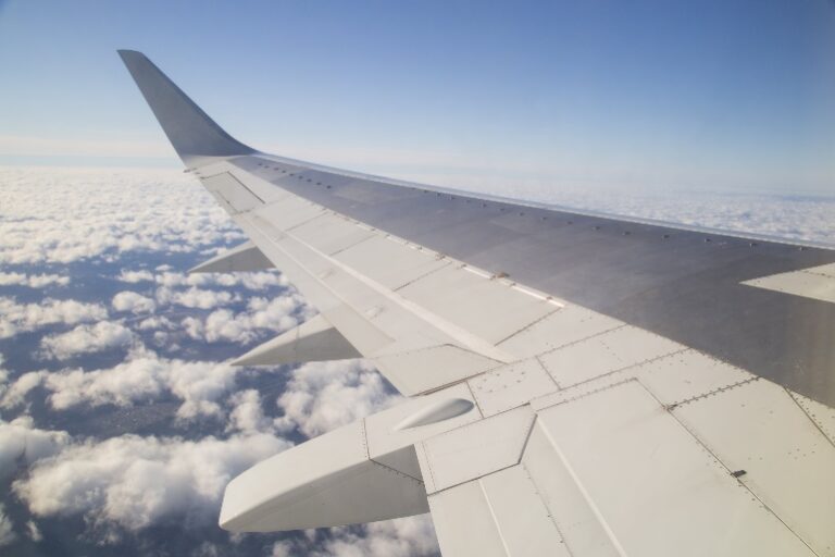 Lightweight Materials for Aircraft Applications - JP Aero